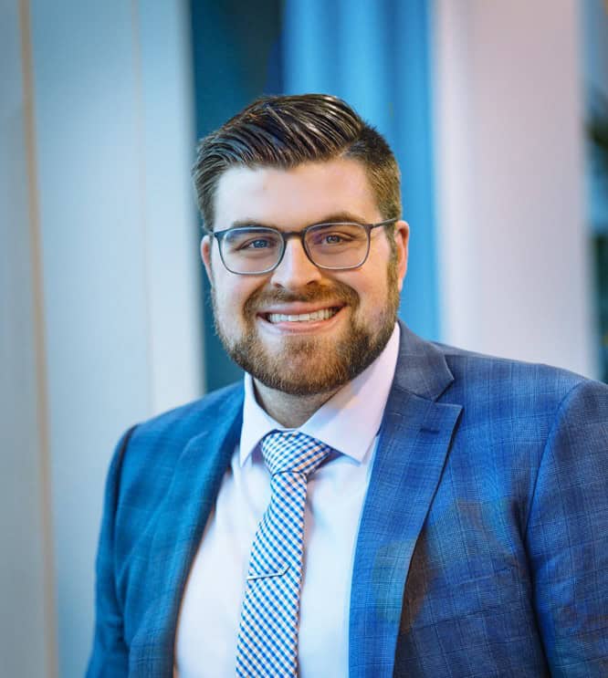 Liam Robertson - Kuhn LLP Legal Counsel